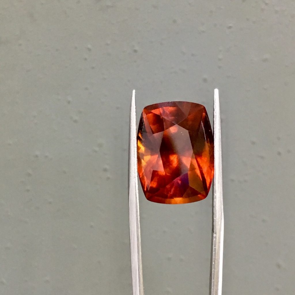 Certified Natural Hessonite Garnet (Cinnamon Stone) – Lihiniya Gems