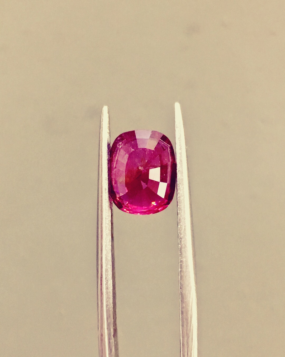 Certified Natural Red Spinel 2.47cts ***SALE*** – Lihiniya Gems
