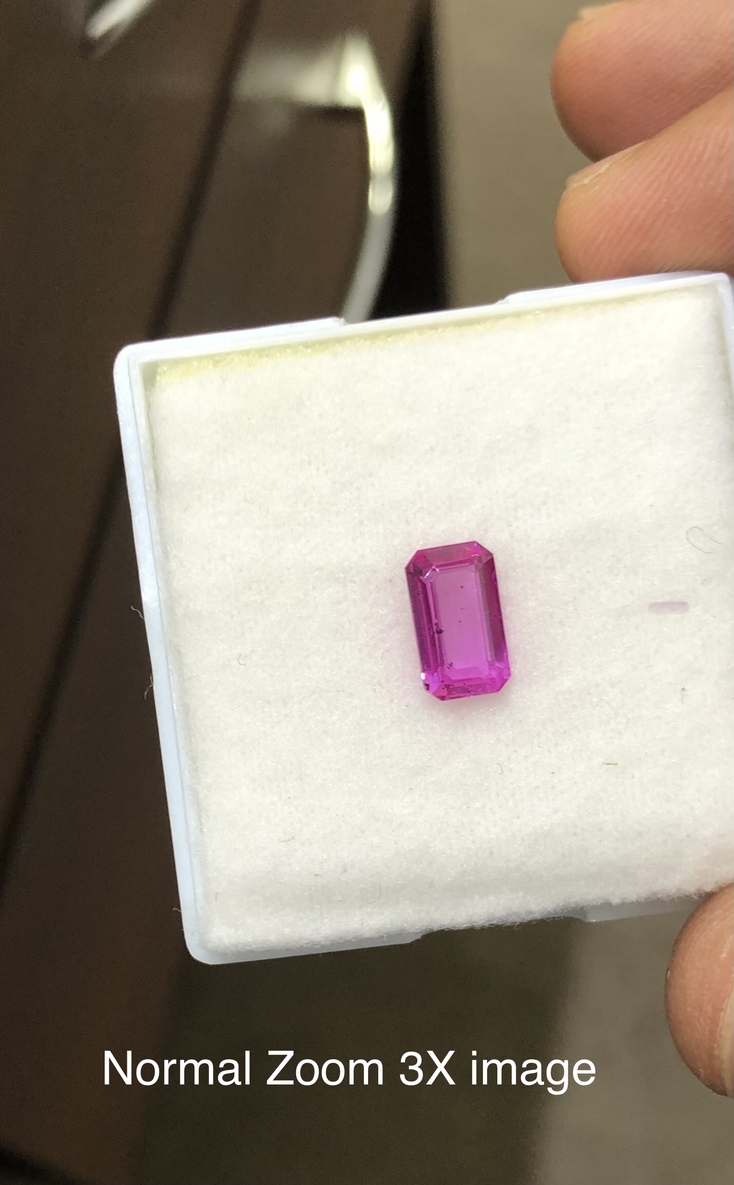 Certified Natural Vivid Pink Sapphire [NO HEAT] – Lihiniya Gems