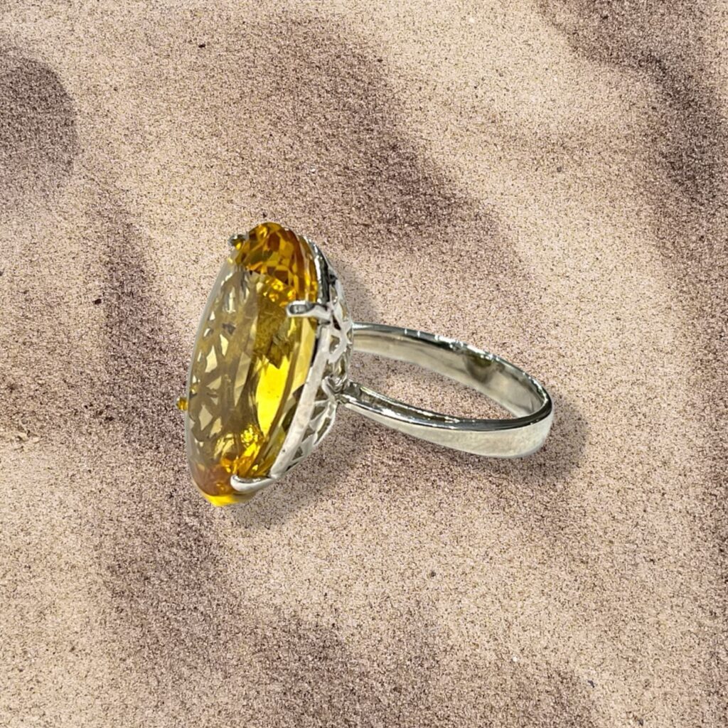 Golden Citrine Ring – Lihiniya Gems